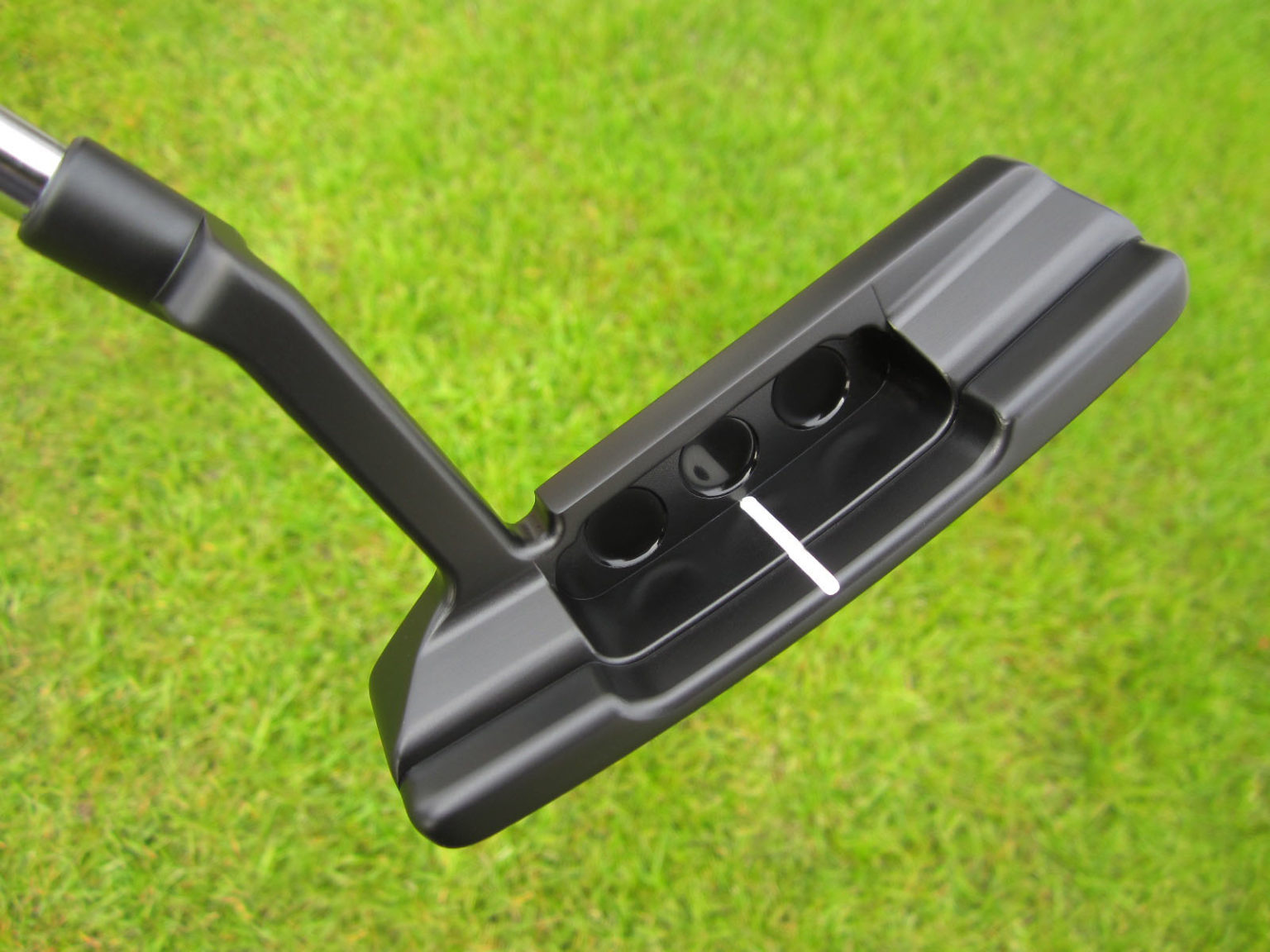 Scotty Cameron Tour Black SSS Timeless Newport 2 Circle T 340G - Tour ...