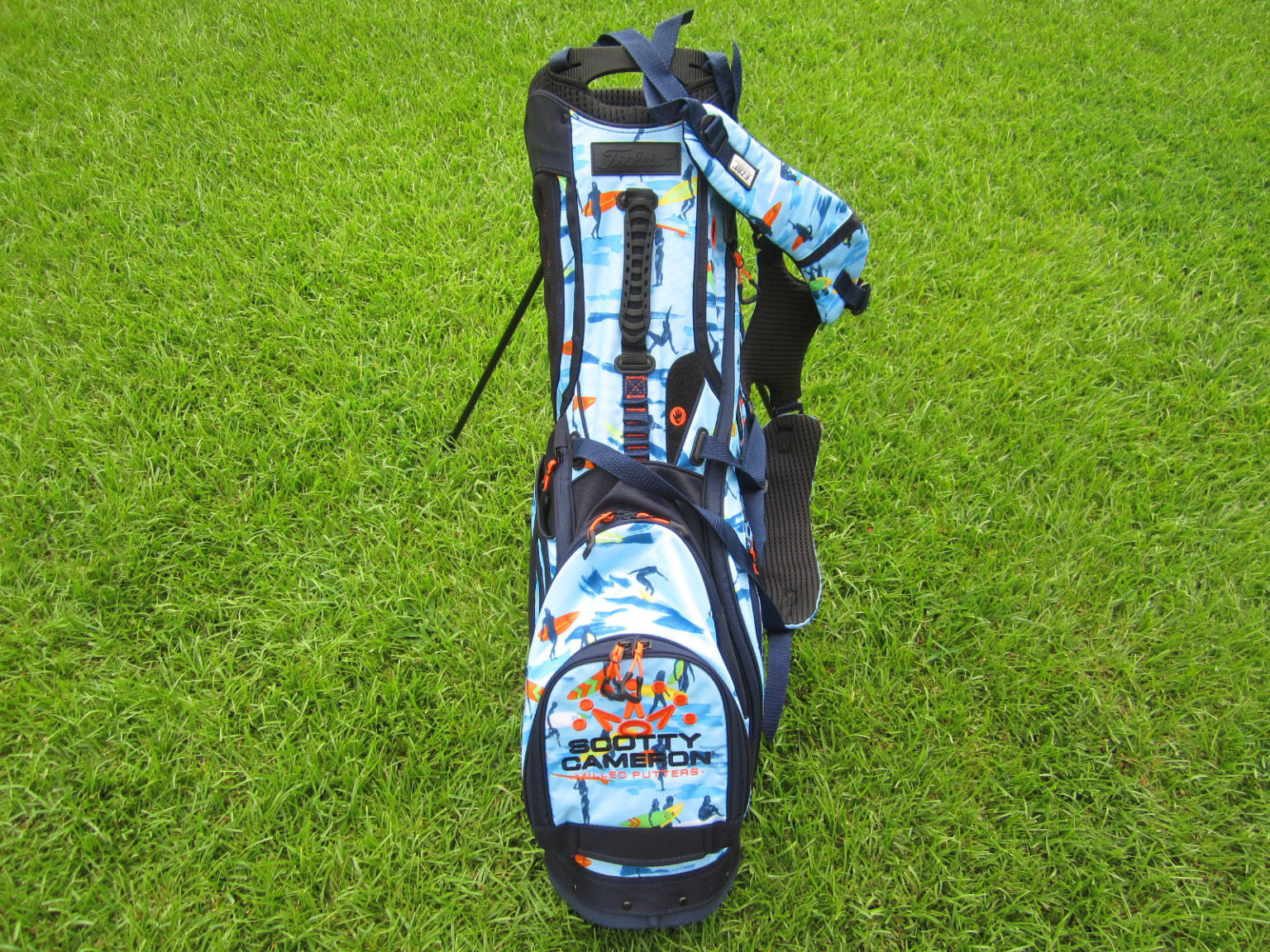 Scotty Cameron 2022 Masters Blue Surfer Pathfinder Circle T Carry Stand Bag - Tour Putter Gallery