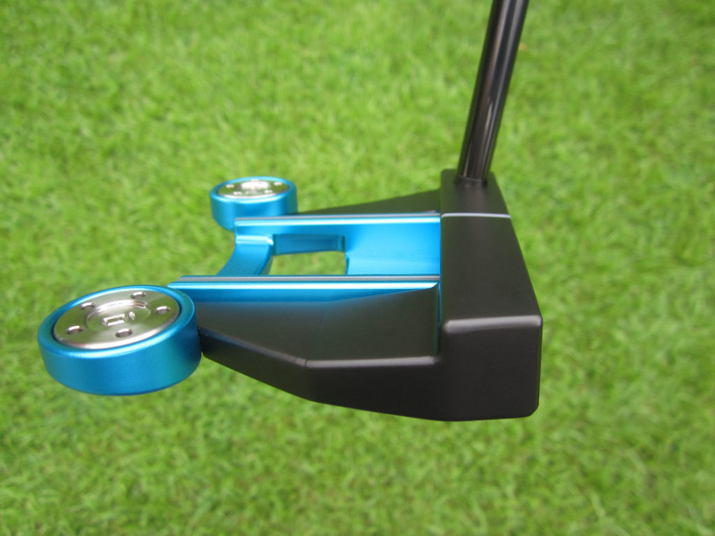 Scotty Cameron Gallery Blue MOTO Futura 6M 350G w/ Black Shaft - Tour ...
