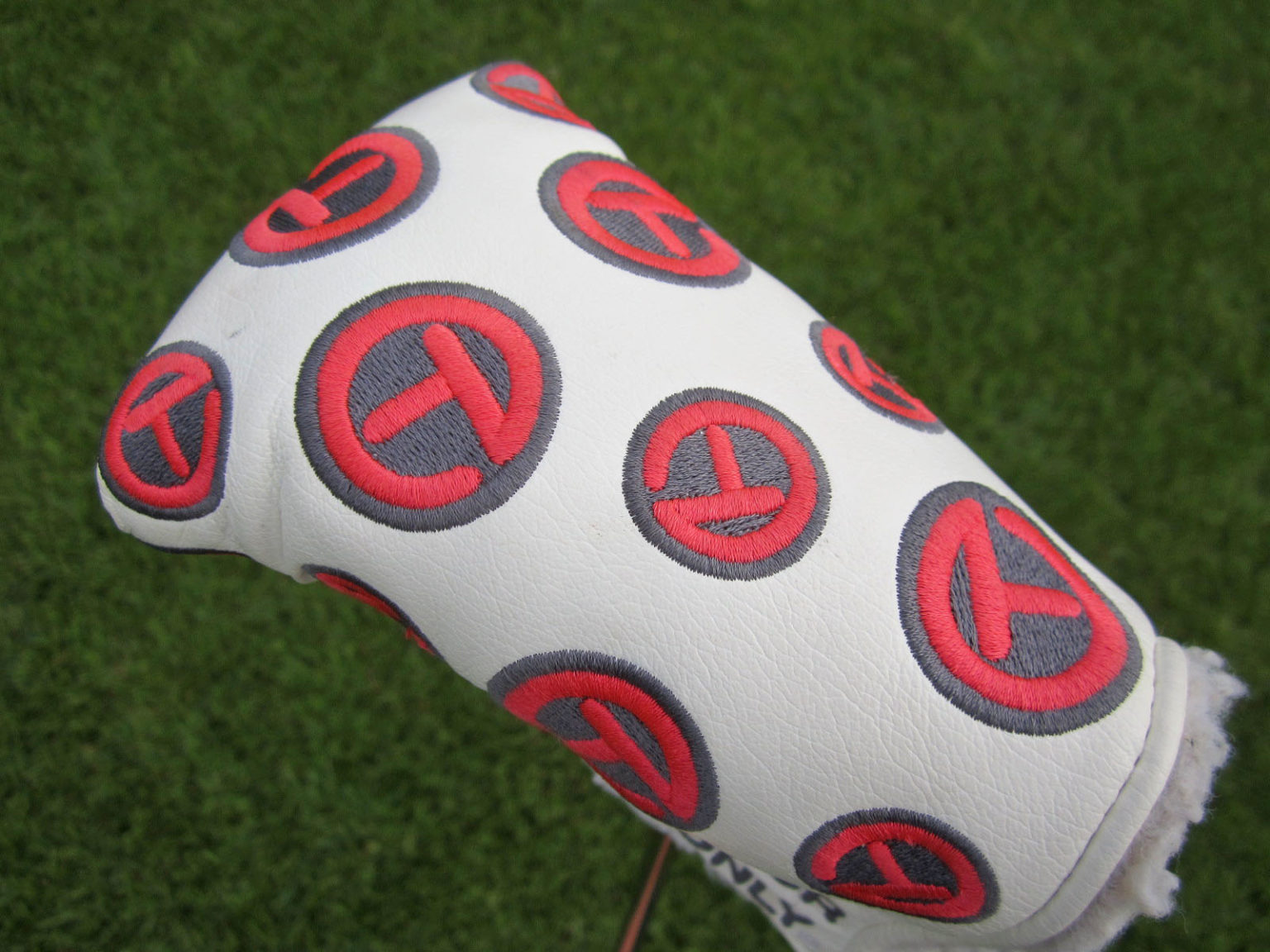 Scotty Cameron Tour Only White & Pink Dancing Circle T Mid Mallet ...