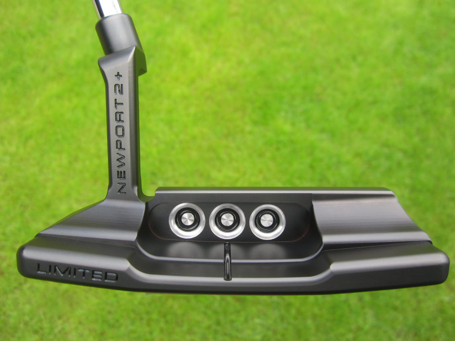 Scotty Cameron 2022 Jet Set Black Newport 2+ PLUS Special Select ...