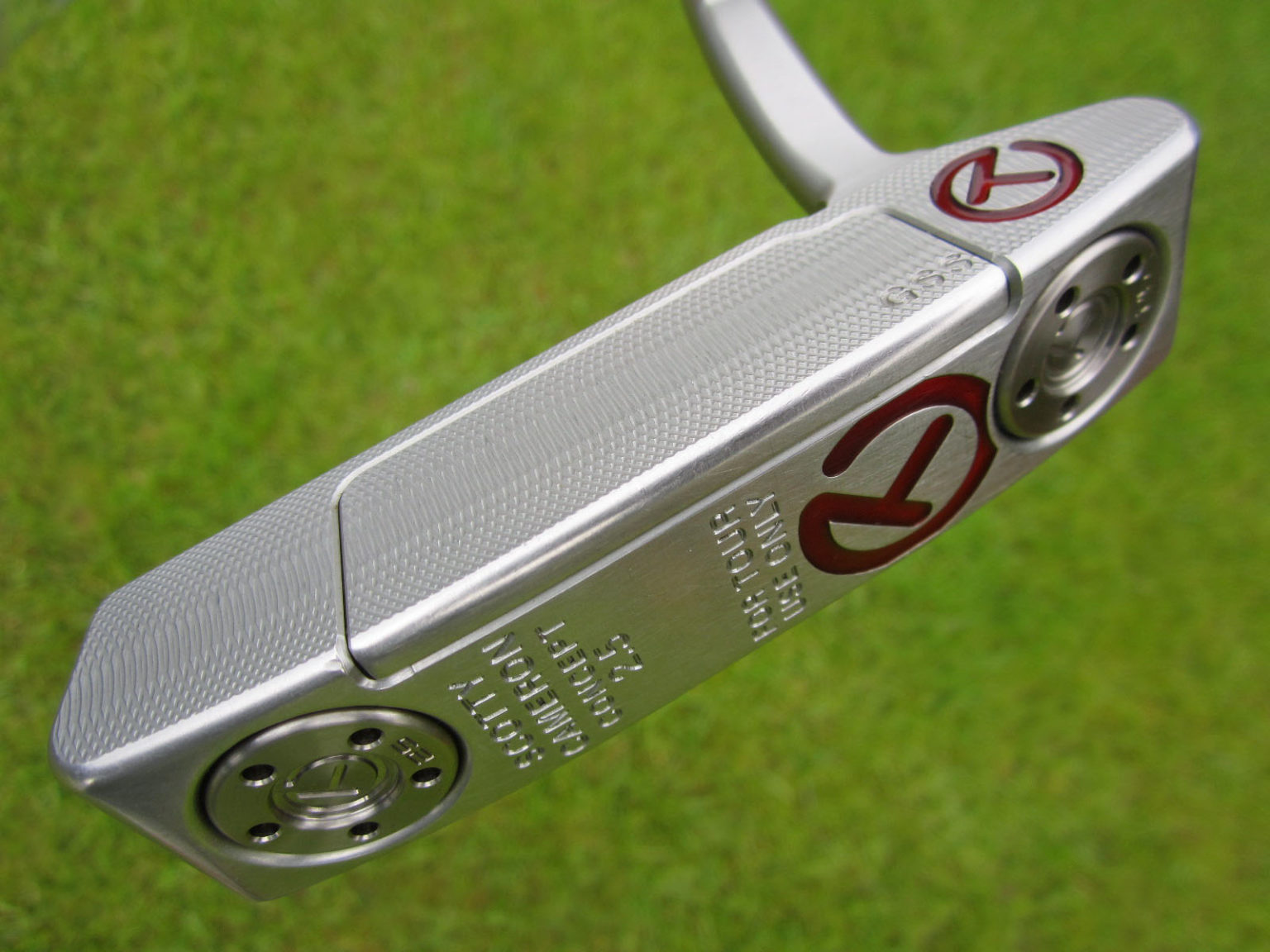 Scotty Cameron Tour Only GSS Concept Newport 2.5 Select Circle T 370G ...
