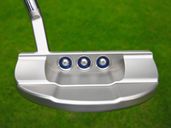 Scotty Cameron Tour Only SSS FlowBack 5.5 ButtonBack Terylium Circle T ...