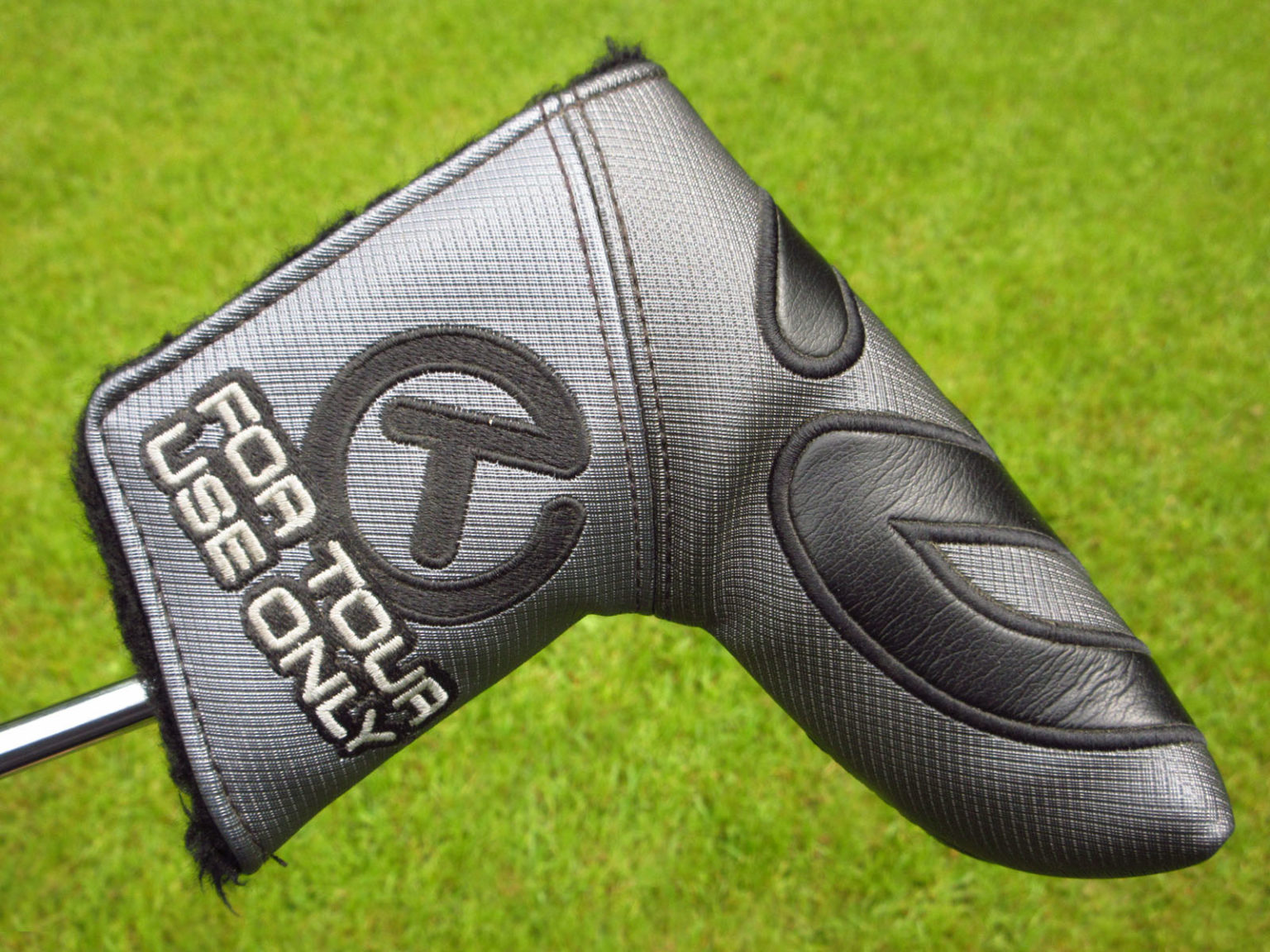 Scotty Cameron Tour Only SSS T2 Timeless 2 Circle T 350G w/ Rory ...