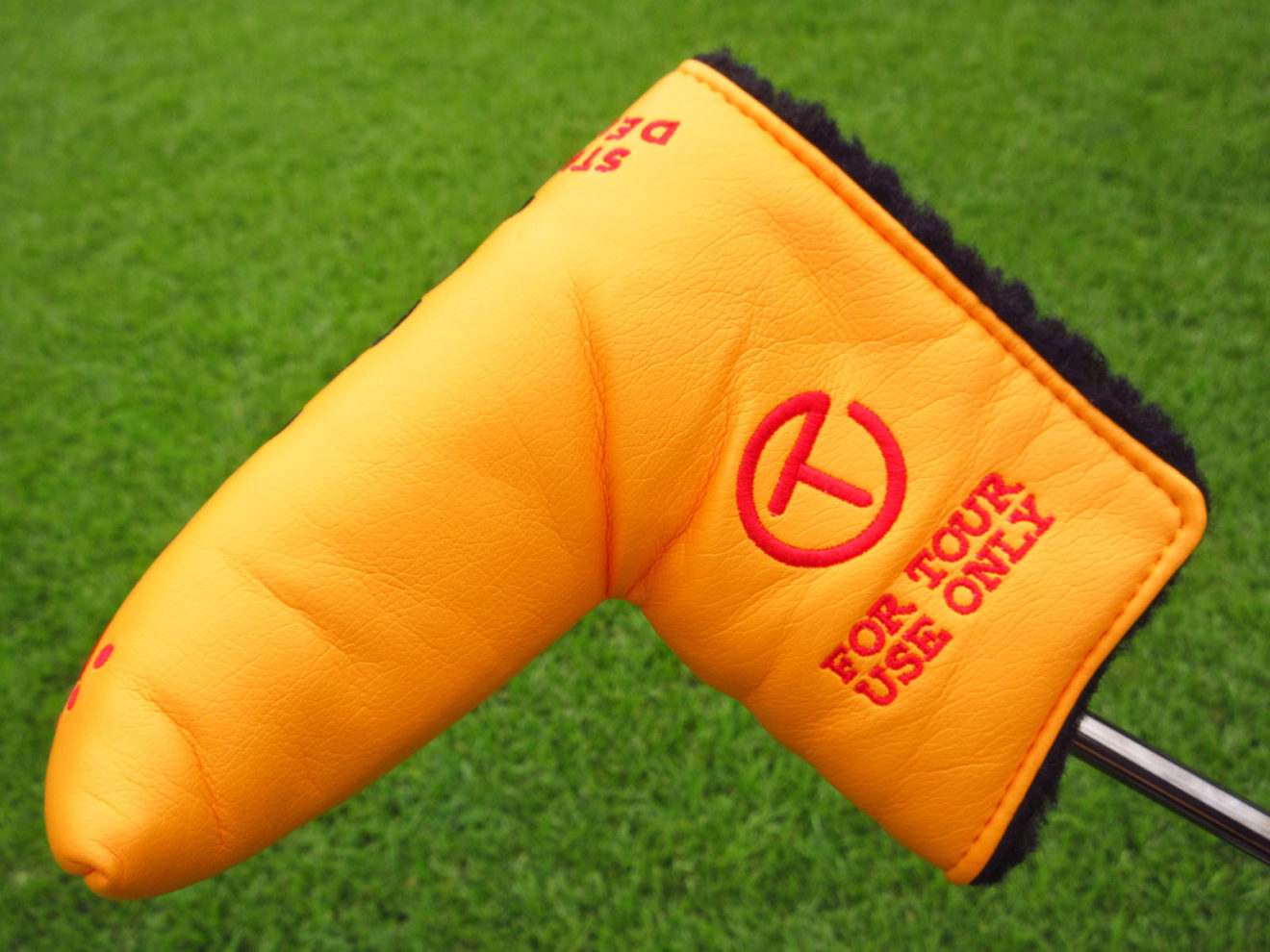 Scotty Cameron Tour Only Brushed Black Carbon Napa "Putter Studio ...